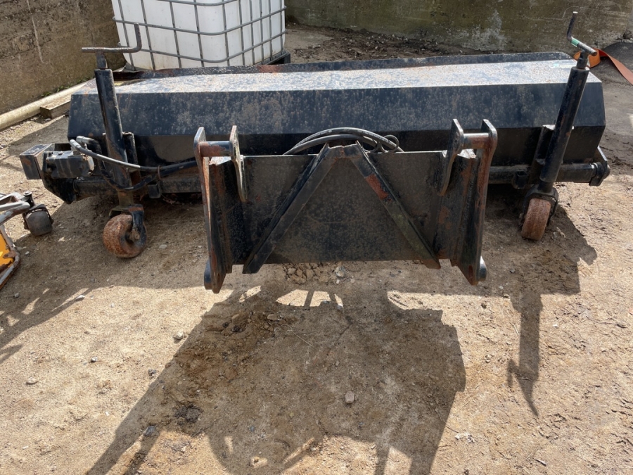 Klaravik Auktioner | Kost