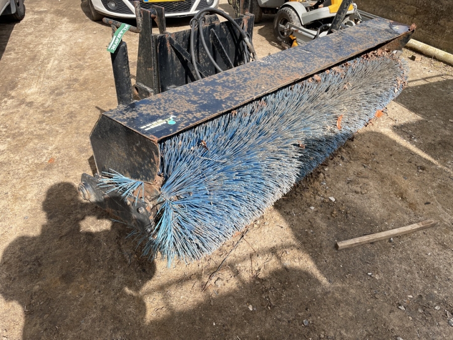 Klaravik Auktioner | Kost