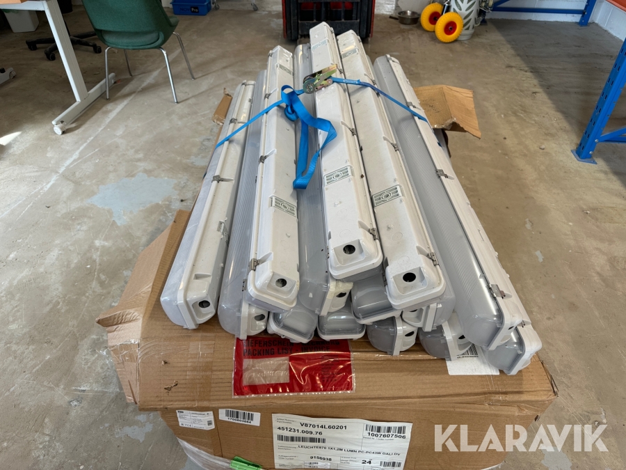 Armatur Lot Planox IP66, Holbæk, Klaravik auktioner