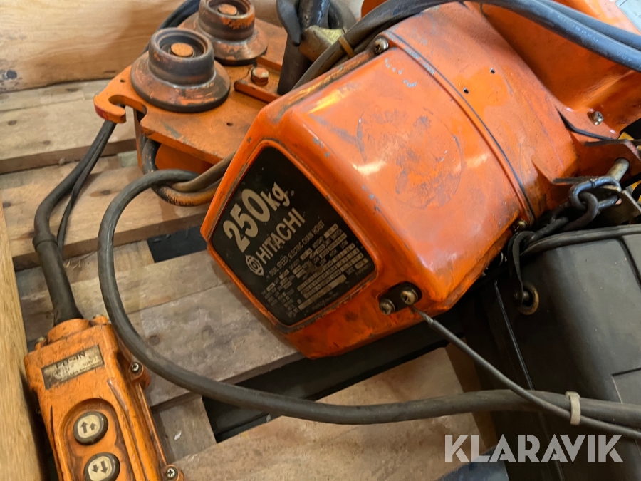 Travers Kran Hitachi, Frederikssund, Klaravik auktioner