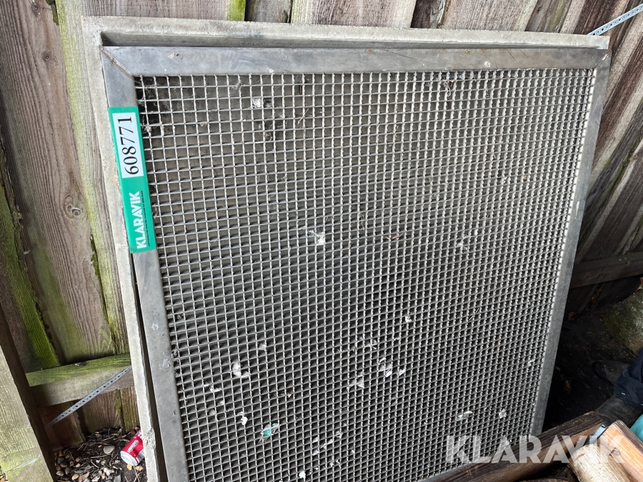 Afløbsskål med rustfri rist, Herning, Klaravik auktioner