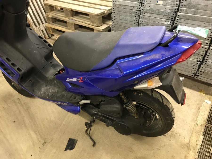 Klaravik Auktioner | 45 knallert