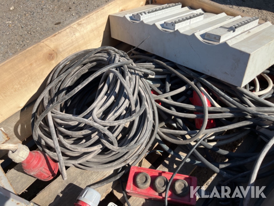 Kabler 380 V El tavle, Billund, Klaravik auktioner