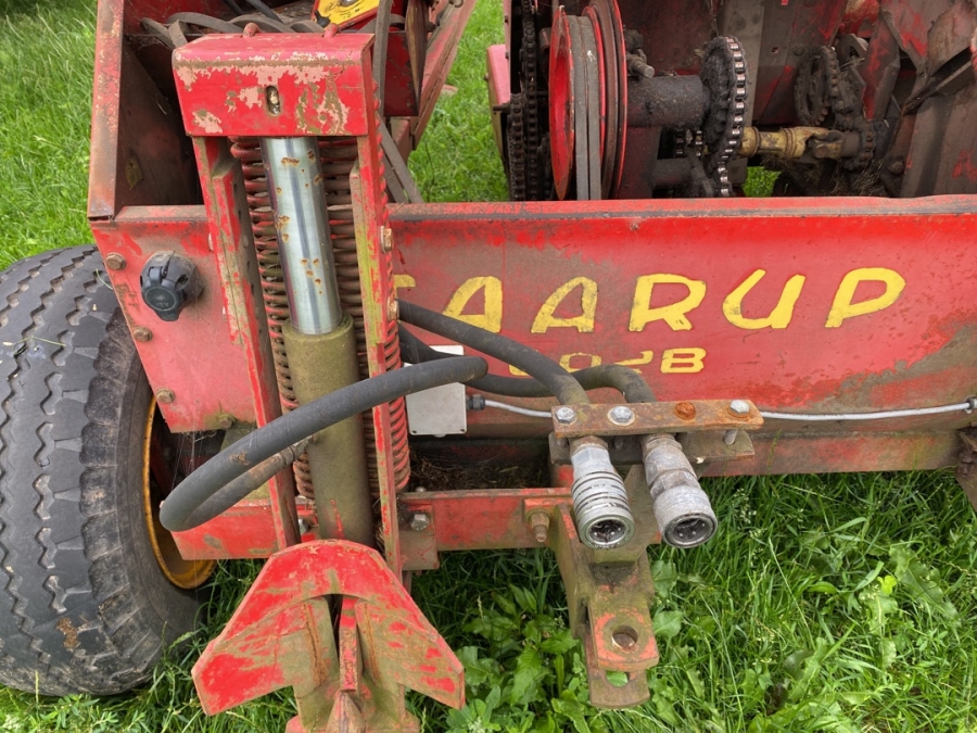 Klaravik Auktioner | Finsnitter