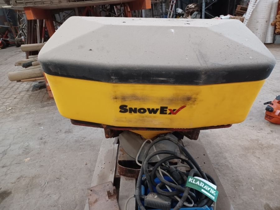 Klaravik Auktioner | Saltspreder