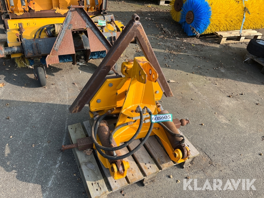 Svingramme FM maskiner 447, Brønderslev, Klaravik auktioner