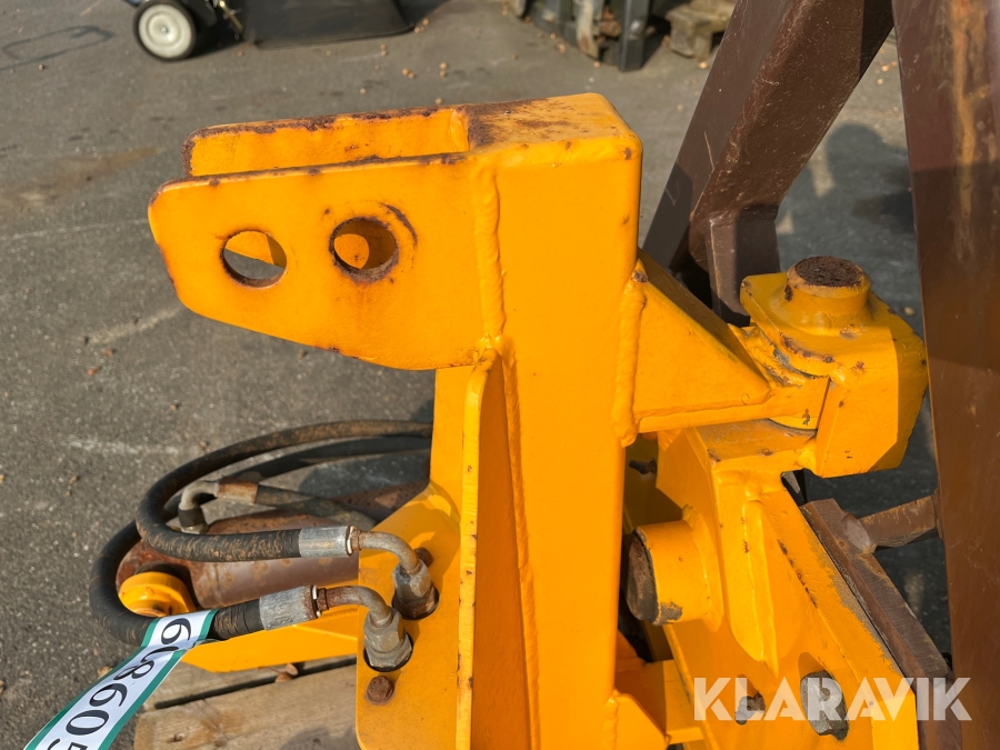 Svingramme FM maskiner 447, Brønderslev, Klaravik auktioner