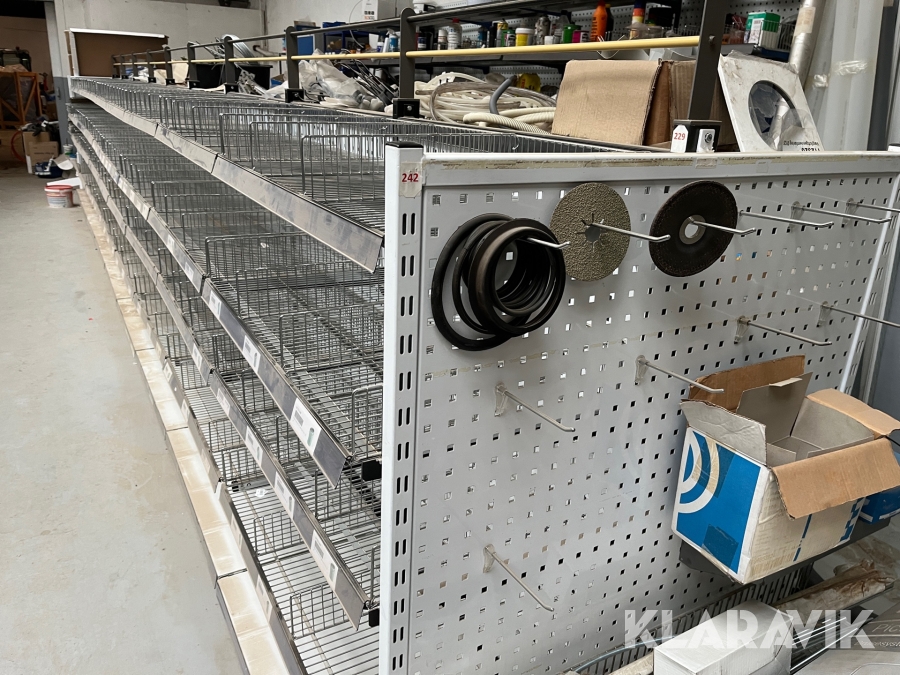 Butiks / lager reoler 14 sektioner, Skive, Klaravik auktione