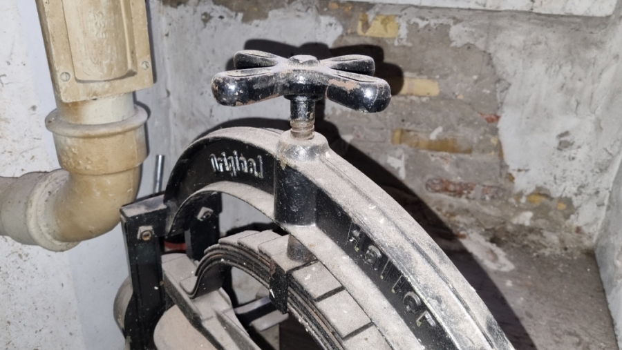 Klaravik Auktioner | Vaske rulle