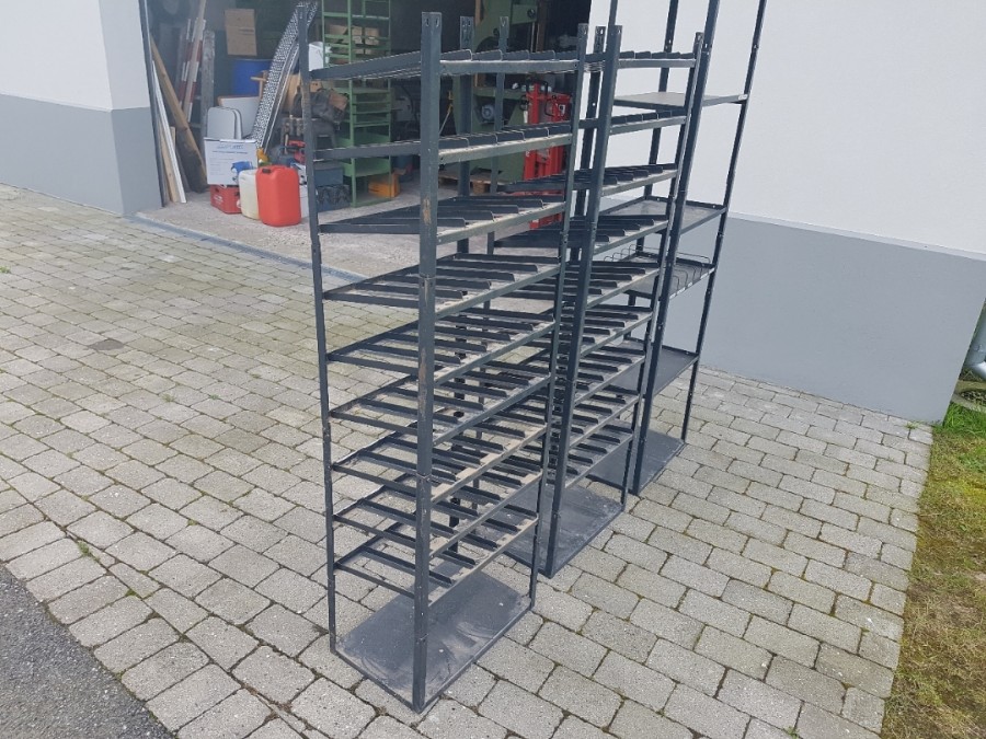 Klaravik Auktioner | Metal reol