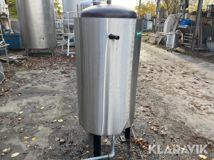 Tank Varmt vands tank, Furesø, Klaravik auktioner