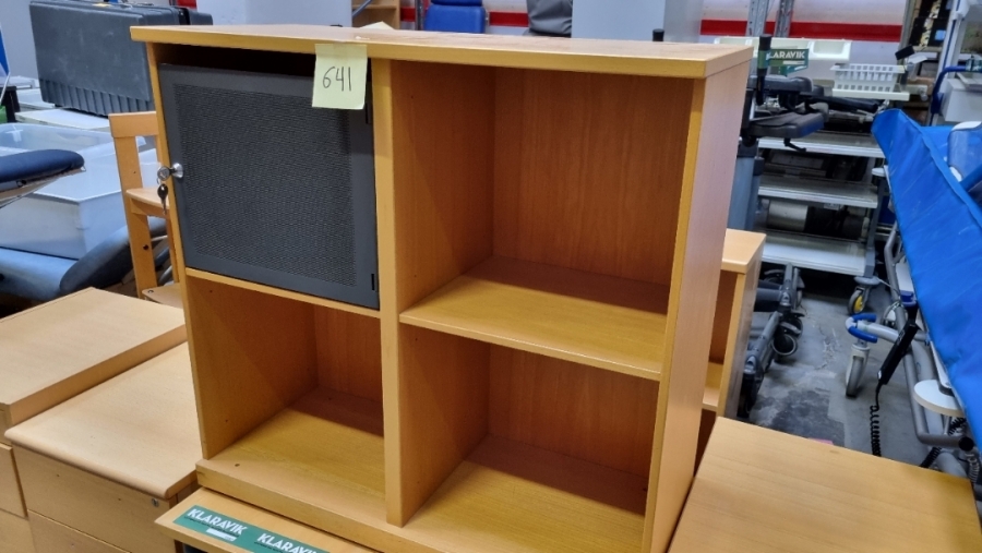 Klaravik Auktioner | Kontor inventar