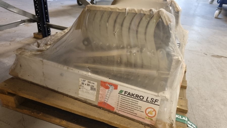 Klaravik Auktioner | Loft stige