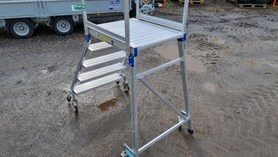 Klaravik Auktioner | Platforms stige