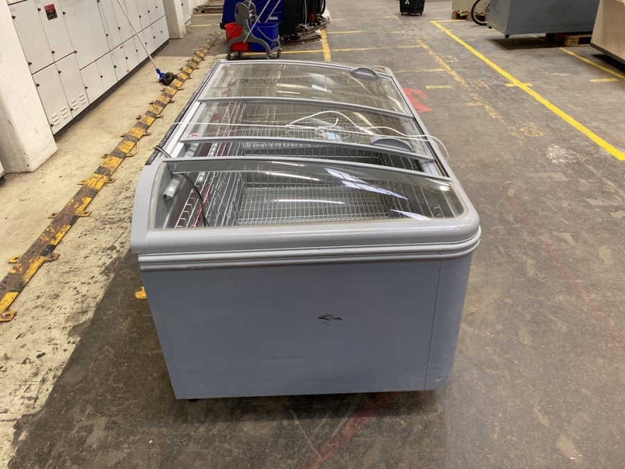 Klaravik Auktioner | Fryseboks