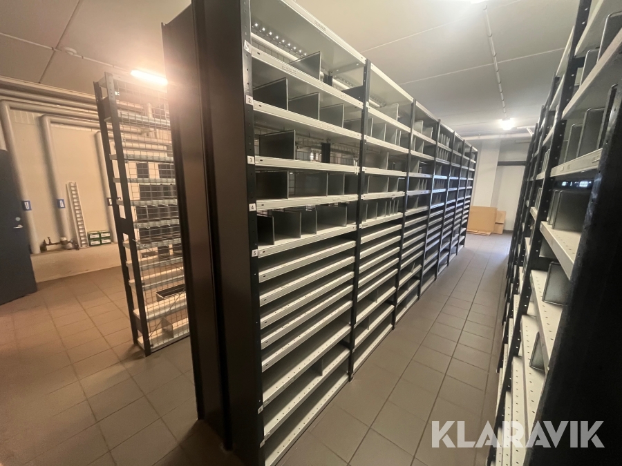 Reoler 100x30cm hylder 196stk Meta, Roskilde, Klaravik aukti