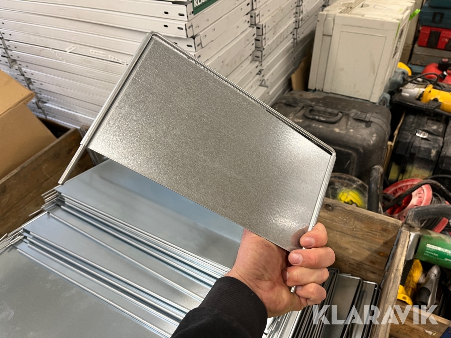 Reoler 100x30cm hylder 196stk Meta, Roskilde, Klaravik aukti