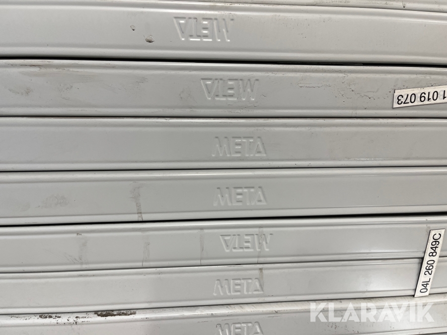 Reoler 100x30cm hylder 196stk Meta, Roskilde, Klaravik aukti