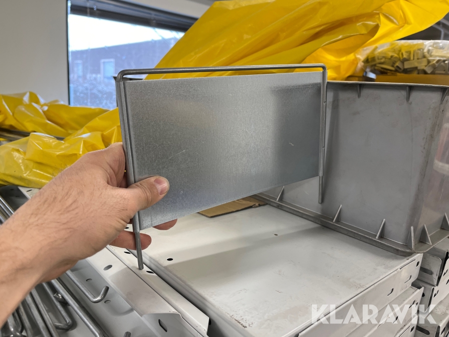 Reoler 100x30cm hylder 196stk Meta, Roskilde, Klaravik aukti