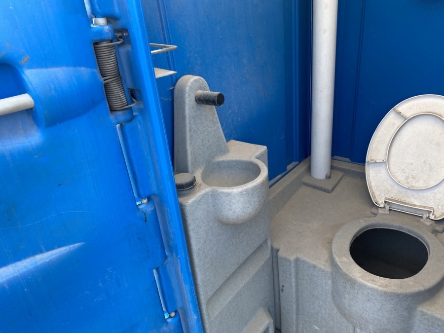 Klaravik Auktioner | Toilet