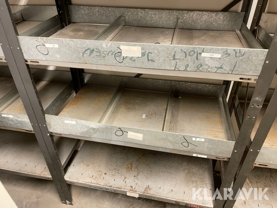 Kraftig reol 2 stk. Jern, Odense, Klaravik auktioner