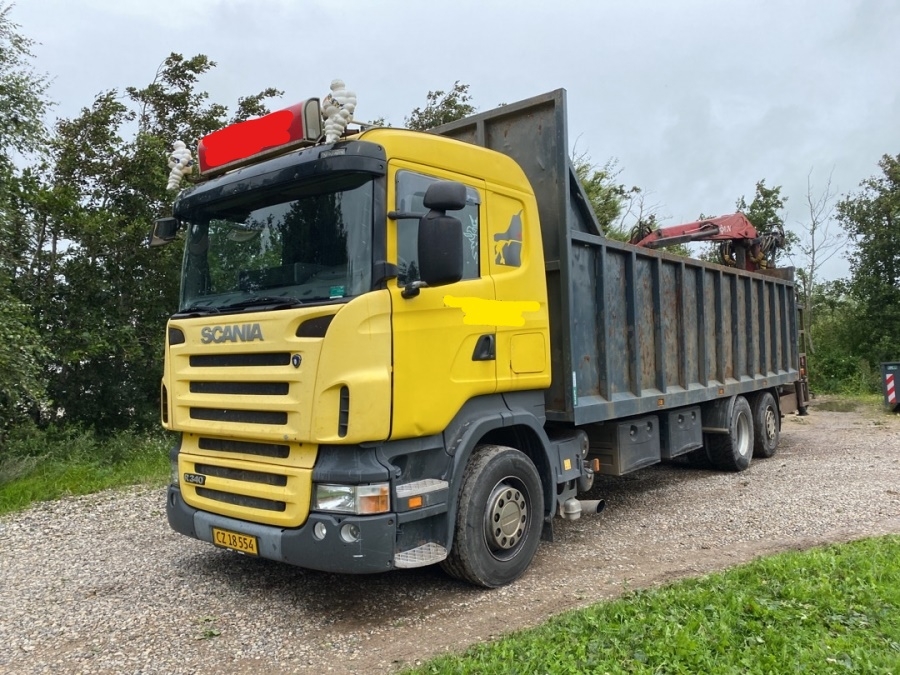 Lastbil med Kasse, Kran og PolyGrab