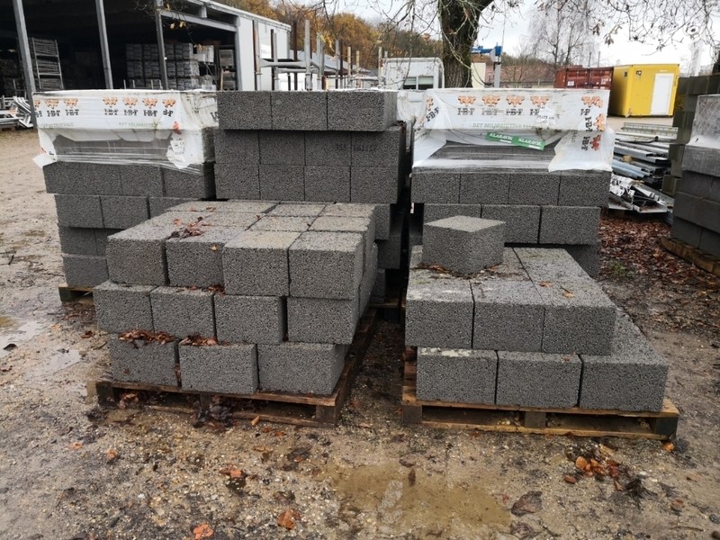 Klaravik Auktioner | Lecablokke