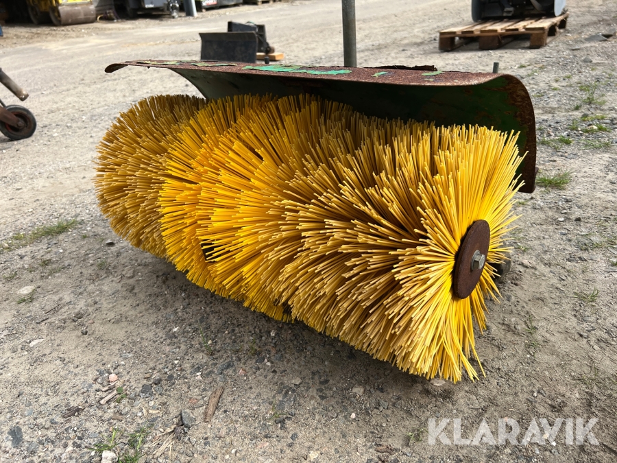 Snerydningsmateriel Ferrari FBM 80 2-hjulet fejekost til red