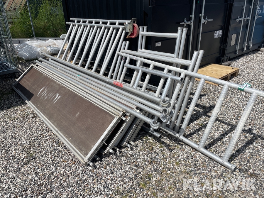 Stillads Jumbo, Aarhus, Klaravik auktioner