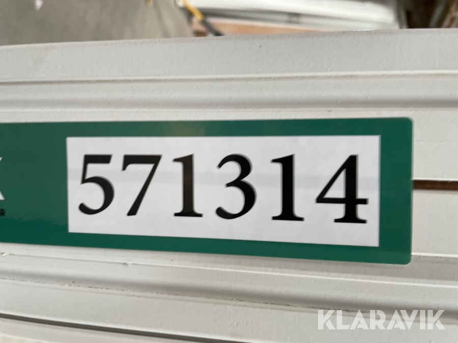 Vindue Outline, Næstved, Klaravik auktioner