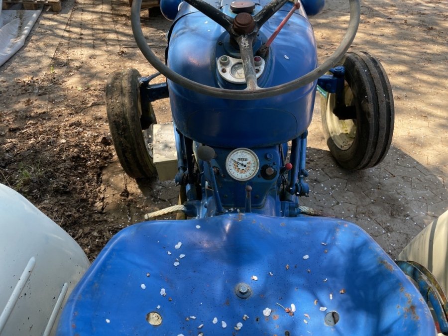 Ford Dexta, Skanderborg, Klaravik auktioner