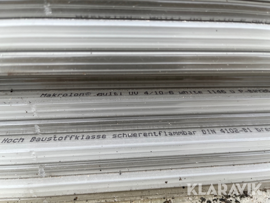 Tagplader Isolerende 4 paller med ca 211x225cm plader, Rødov