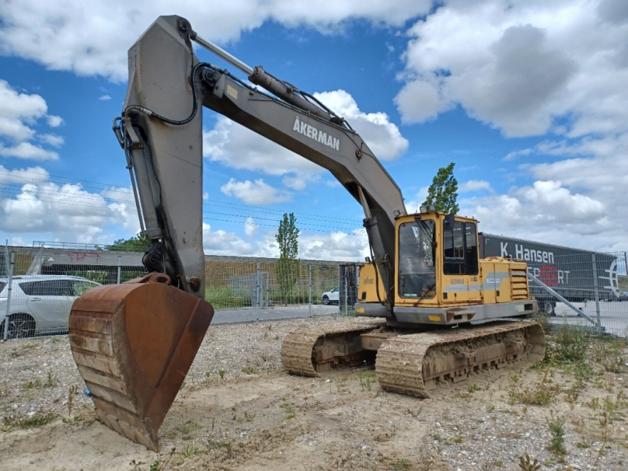 Klaravik | Auktioner for maskiner, værktøj og køretøjer