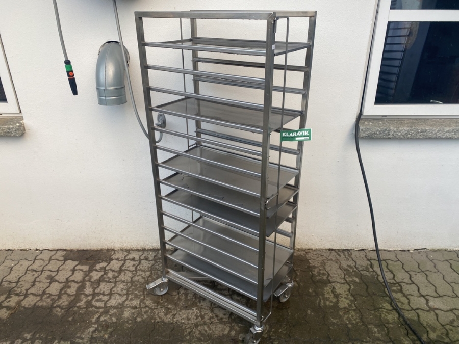 Klaravik Auktioner | Rustfri vogn med hjul