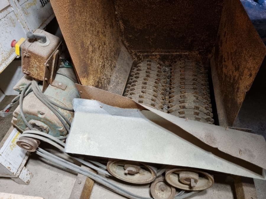 Klaravik Auktioner | Knuser