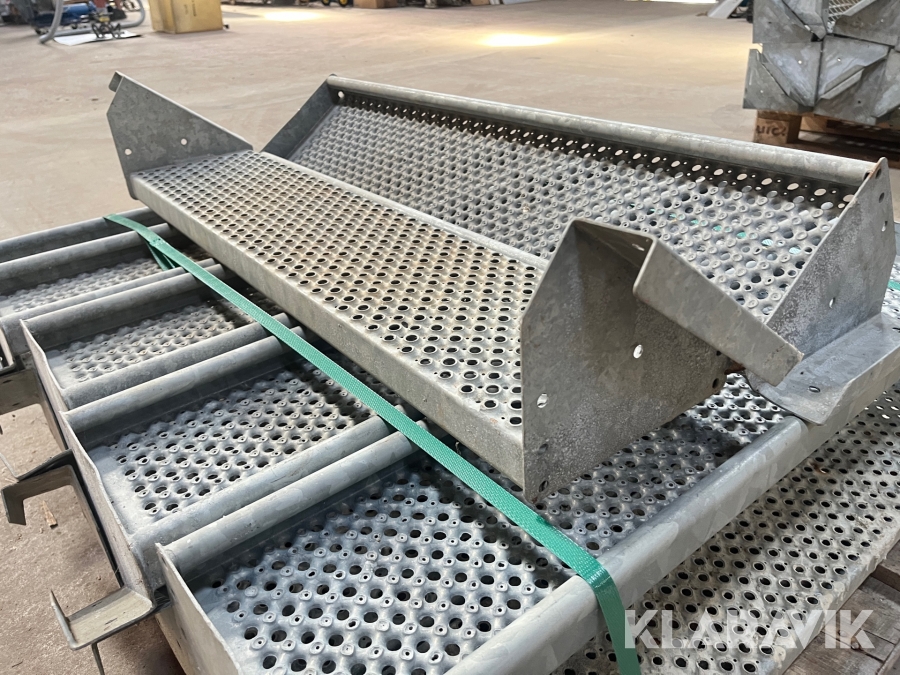 Trappetrin, Billund, Klaravik auktioner