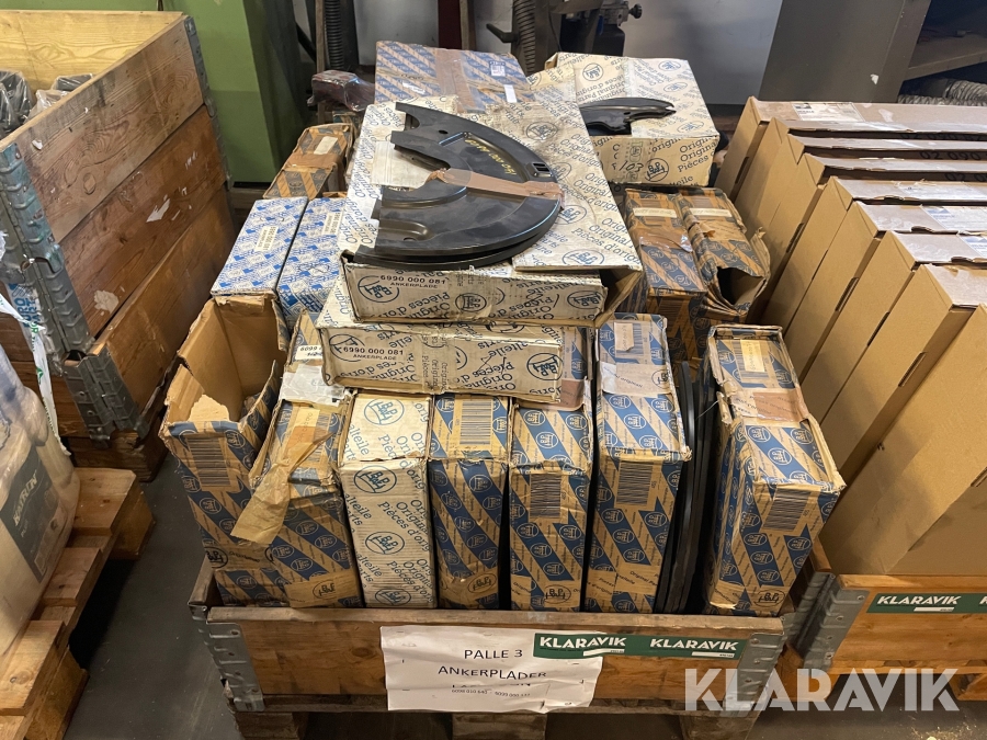 Ankerplader Blandet Lastbil, Odense, Klaravik auktioner