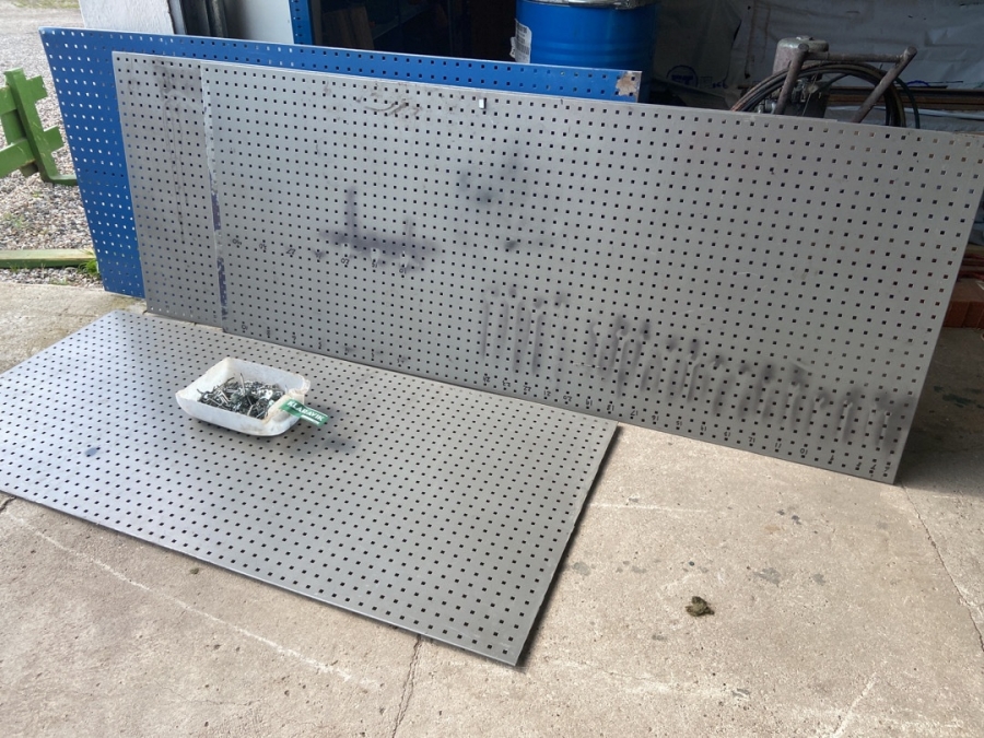 Klaravik | Auktioner for maskiner, værktøj og køretøjer