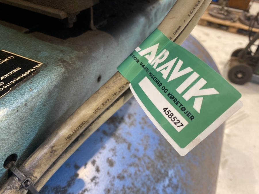 Klaravik Auktioner | Stempel kompressor