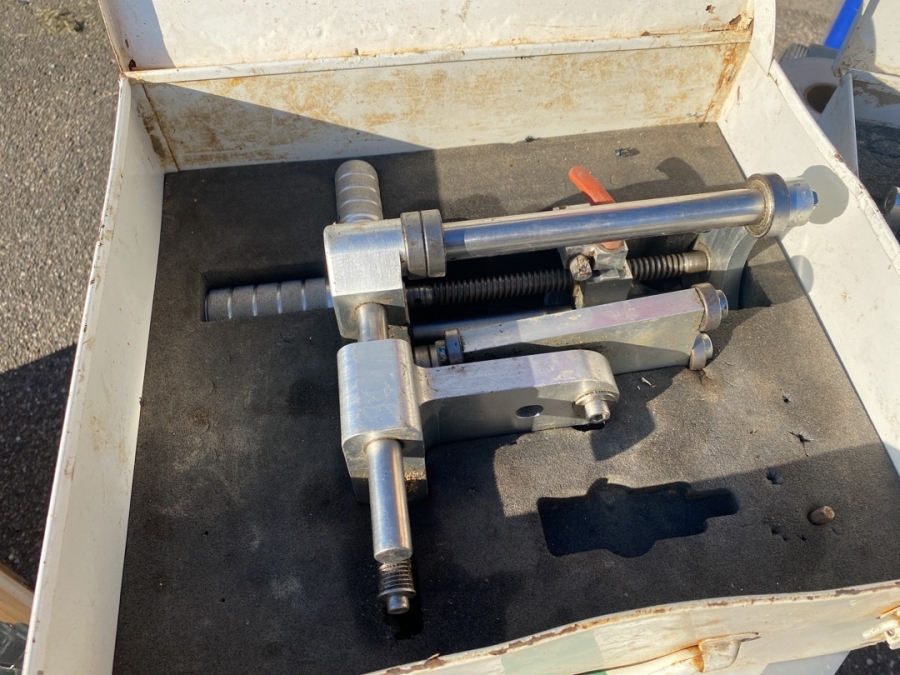 Klaravik Auktioner | Afgrater