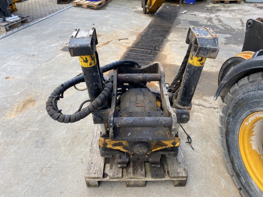 Hjullæsser med engcon rotortilt