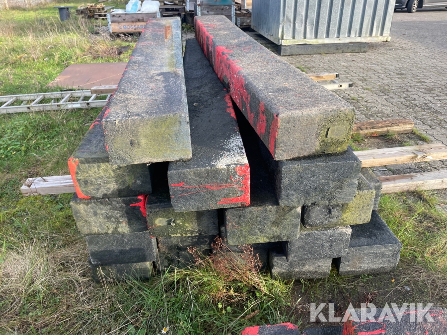 Fiberbeton sveller, Fredericia, Klaravik auktioner