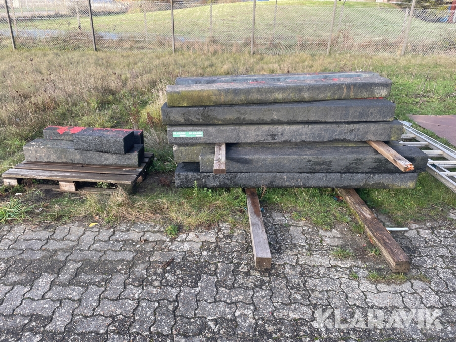 Fiberbeton sveller, Fredericia, Klaravik auktioner