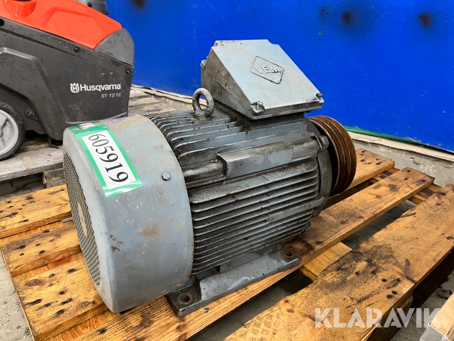 El motor, Halsnæs, Klaravik auktioner