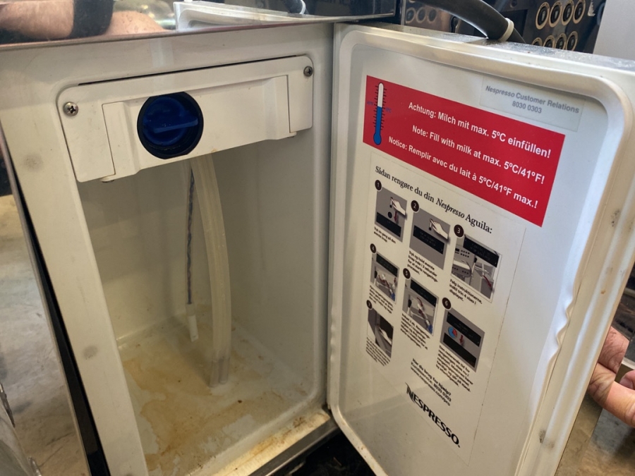 Klaravik Auktioner | Espressomaskine