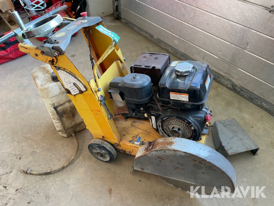 Asfaltskærer Husqvarna FS400 LV, Odense, Klaravik auktioner