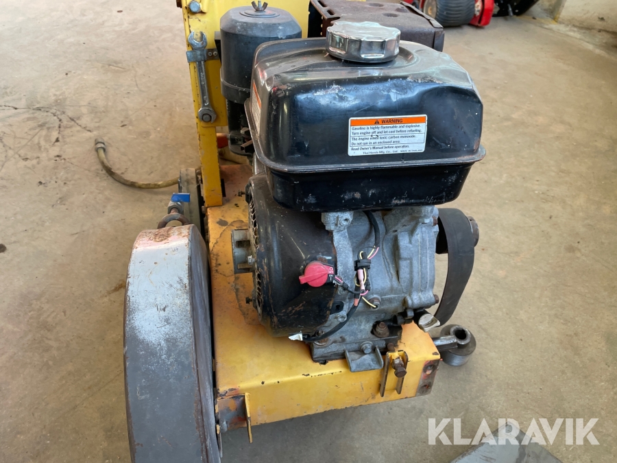 Asfaltskærer Husqvarna FS400 LV, Odense, Klaravik auktioner