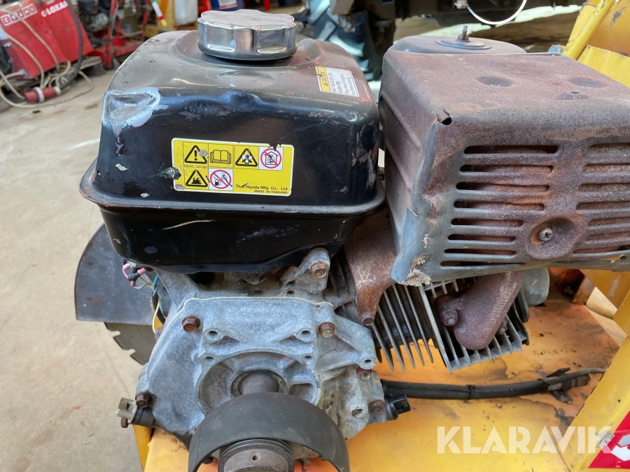 Asfaltskærer Husqvarna FS400 LV, Odense, Klaravik auktioner