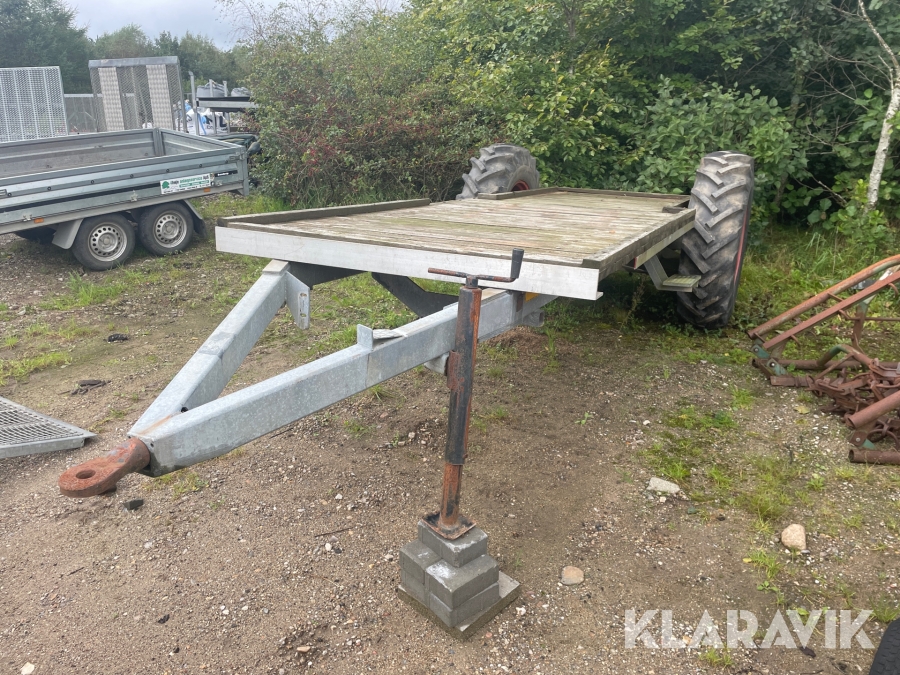 Fladvogn Med galvaniseret stel, Vejle, Klaravik auktioner