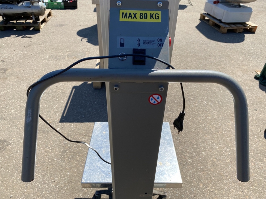 Klaravik Auktioner | Lift til Max 80 kg